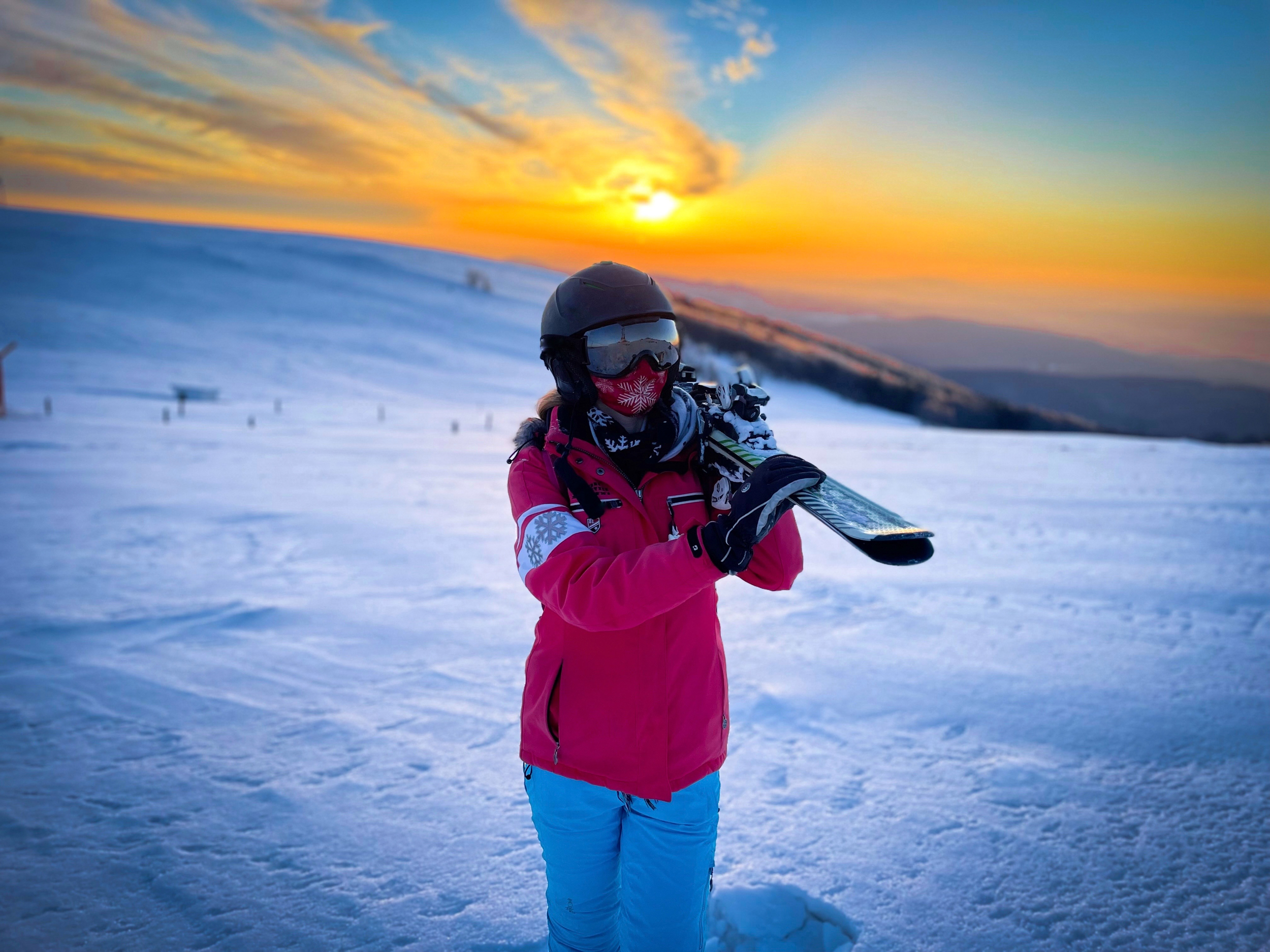 Travel Hacks Every Skier Should Know - SnowNations