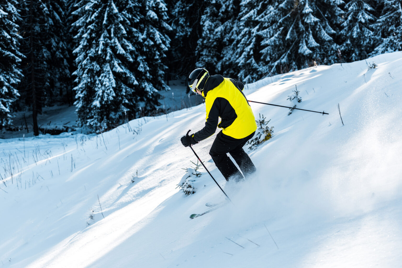 Ski Resort Etiquette: Do's and Don'ts - SnowNations